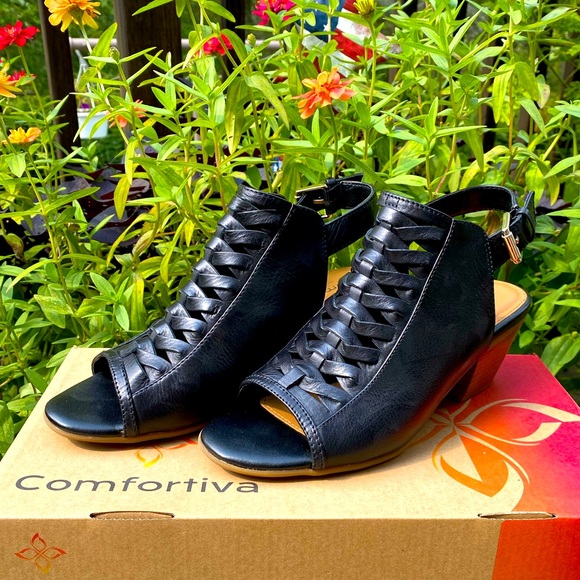 Comfortiva | Shoes | Comfortiva Woven Leather Alanna Sandals | Poshmark